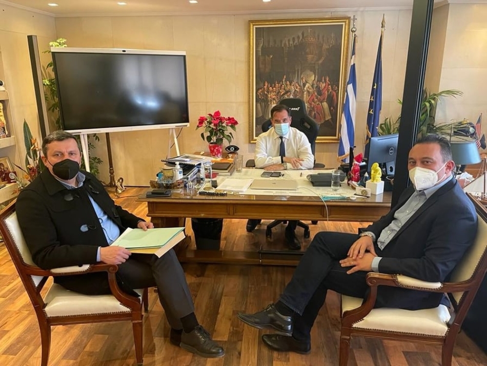 Συνάντηση εργασίας μεταξύ του Δημάρχου Βόρειας Κυνουρίας Γιώργου ...