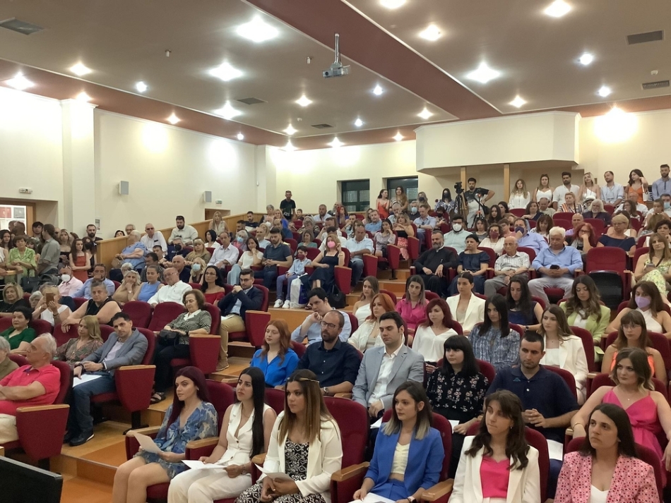Ορκωμοσία στο Πανεπιστήμιο Πελοποννήσου στην Καλαμάτα (pics-vid ...
